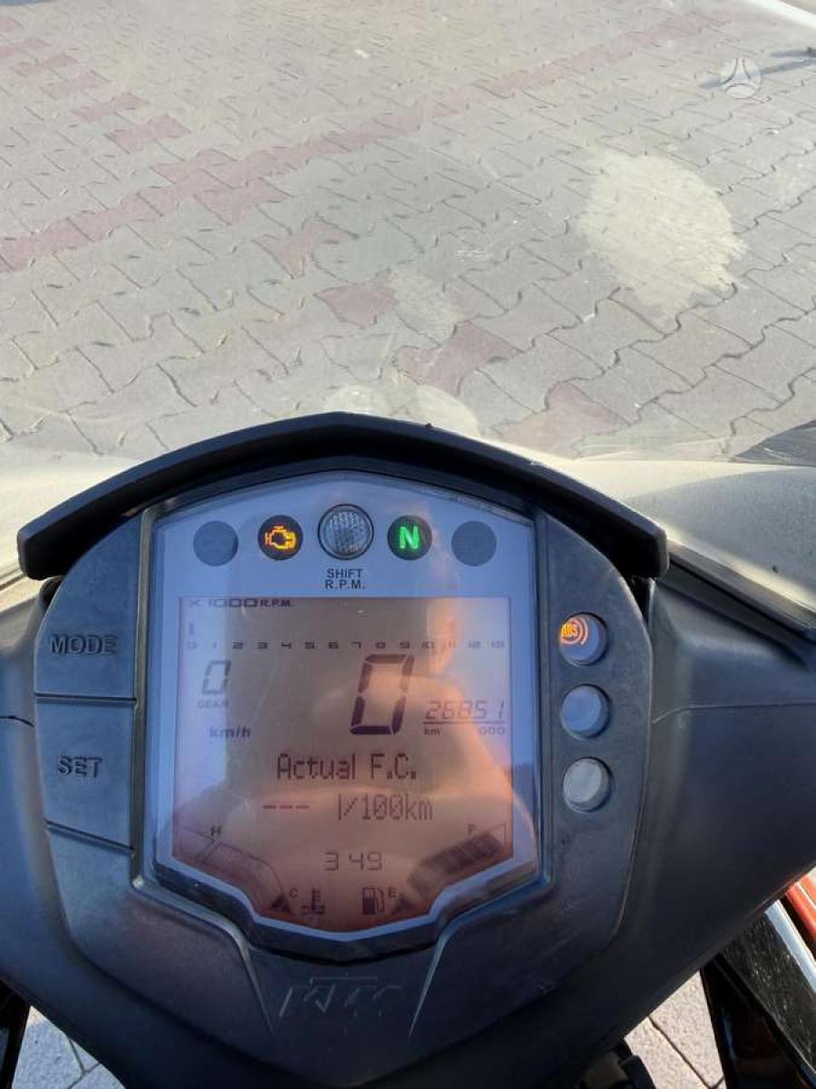 Orange KTM RC 2018 in Mazeikiai, with an engine capacity of 0.13 L and mileage of 27 thousand km for 2350 €, photo 7 on AUTOMOTO.COM.LV