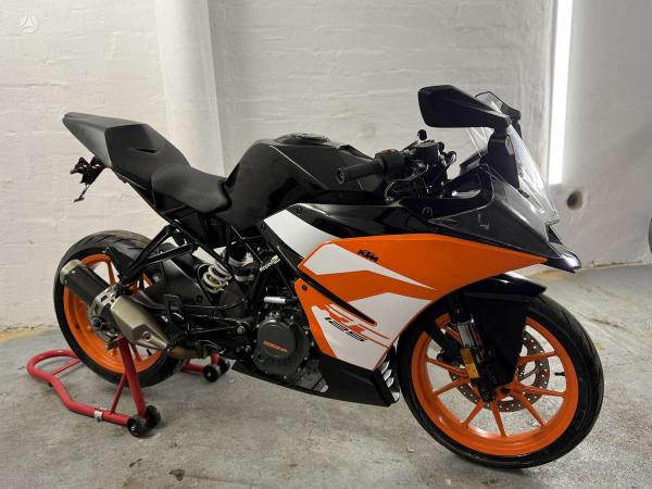 Orange KTM RC 2020 in Marijampole, with an engine capacity of 0.13 L and mileage of 24 thousand km for 2050 €, photo 6 on AUTOMOTO.COM.LV