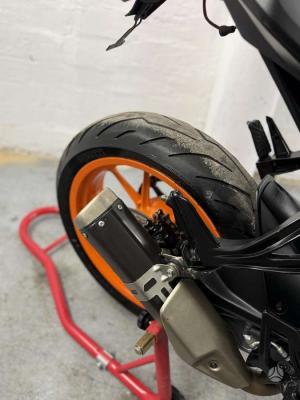 Oranžs KTM RC 2020 Marijampole, ar dzinēja tilpumu 0.13 L un nobraukumu 24 tūkst. km par 2050 €, foto 9 vietnē AUTOMOTO.COM.LV