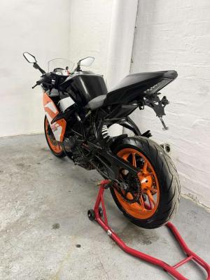Oranžs KTM RC 2020 Marijampole, ar dzinēja tilpumu 0.13 L un nobraukumu 24 tūkst. km par 2050 €, foto 16 vietnē AUTOMOTO.COM.LV