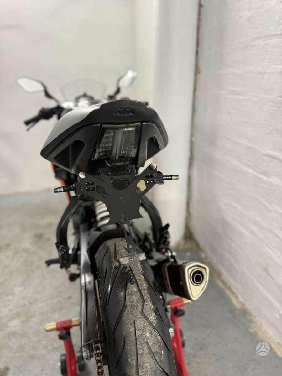 Oranžs KTM RC 2020 Marijampole, ar dzinēja tilpumu 0.13 L un nobraukumu 24 tūkst. km par 2050 €, foto 23 vietnē AUTOMOTO.COM.LV