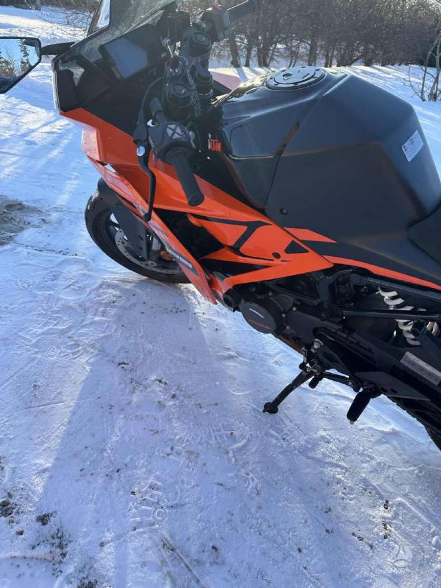 Orange KTM RC 2024 in Radviliskis, with an engine capacity of 0.13 L and mileage of 6 thousand km for 3500 €, photo 9 on AUTOMOTO.COM.LV