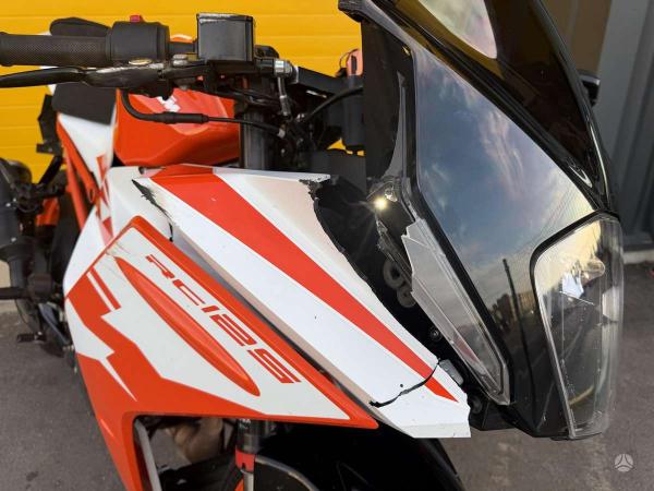 White KTM RC 2024 in Siauliai, with an engine capacity of 0.13 L and mileage of 16 thousand km for 2150 €, photo 7 on AUTOMOTO.COM.LV