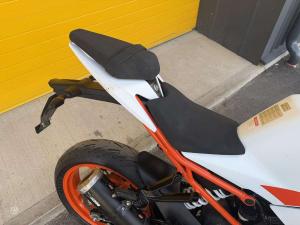 White KTM RC 2024 in Siauliai, with an engine capacity of 0.13 L and mileage of 16 thousand km for 2150 €, photo 13 on AUTOMOTO.COM.LV