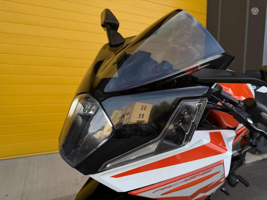 White KTM RC 2024 in Siauliai, with an engine capacity of 0.13 L and mileage of 16 thousand km for 2150 €, photo 22 on AUTOMOTO.COM.LV