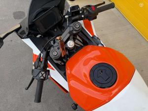 White KTM RC 2024 in Siauliai, with an engine capacity of 0.13 L and mileage of 16 thousand km for 2150 €, photo 24 on AUTOMOTO.COM.LV