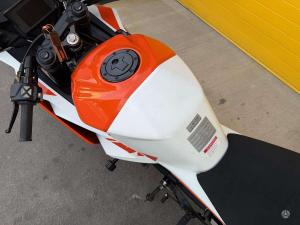 White KTM RC 2024 in Siauliai, with an engine capacity of 0.13 L and mileage of 16 thousand km for 2150 €, photo 25 on AUTOMOTO.COM.LV