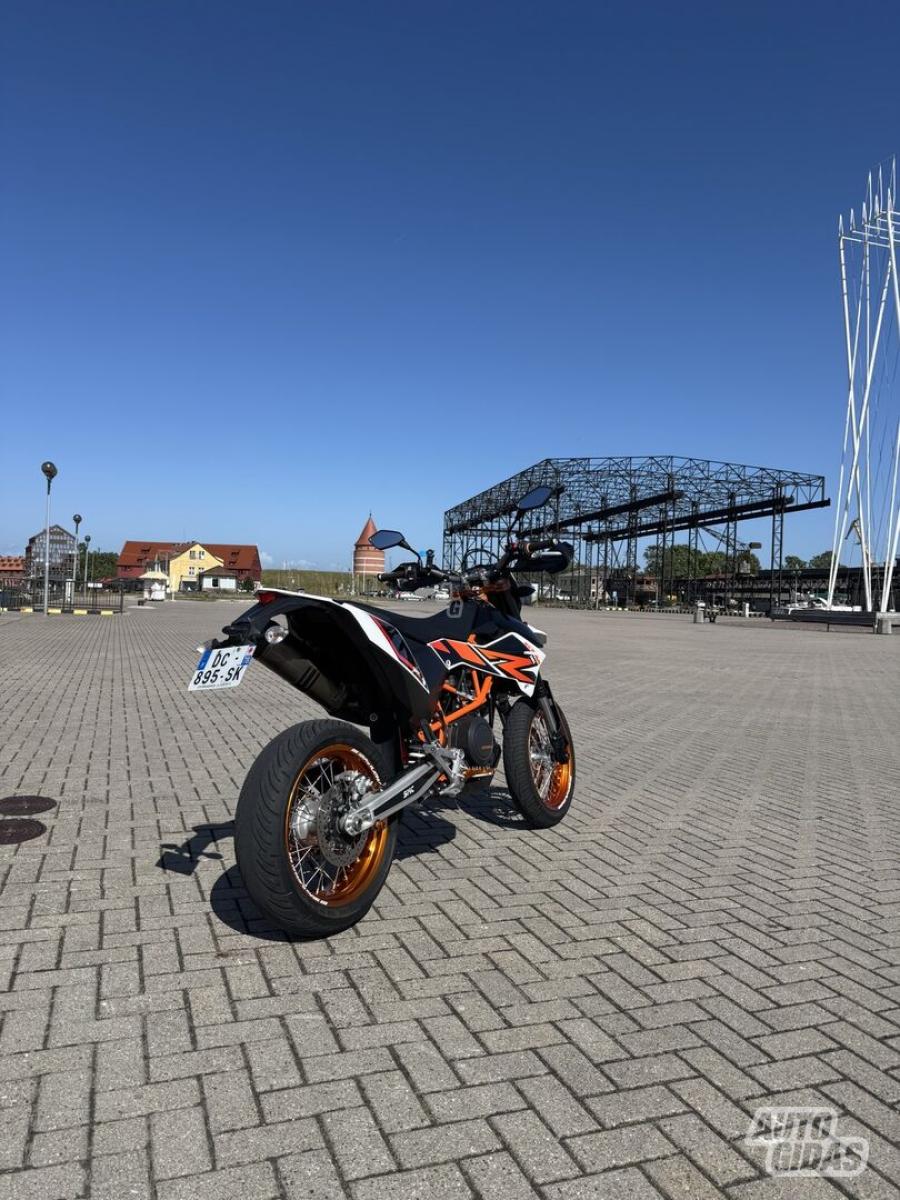 KTM SMC 2014 Klaipėda, ar dzinēja tilpumu 0.69 L un nobraukumu 15 tūkst. km par 5999 €, foto 3 vietnē AUTOMOTO.COM.LV