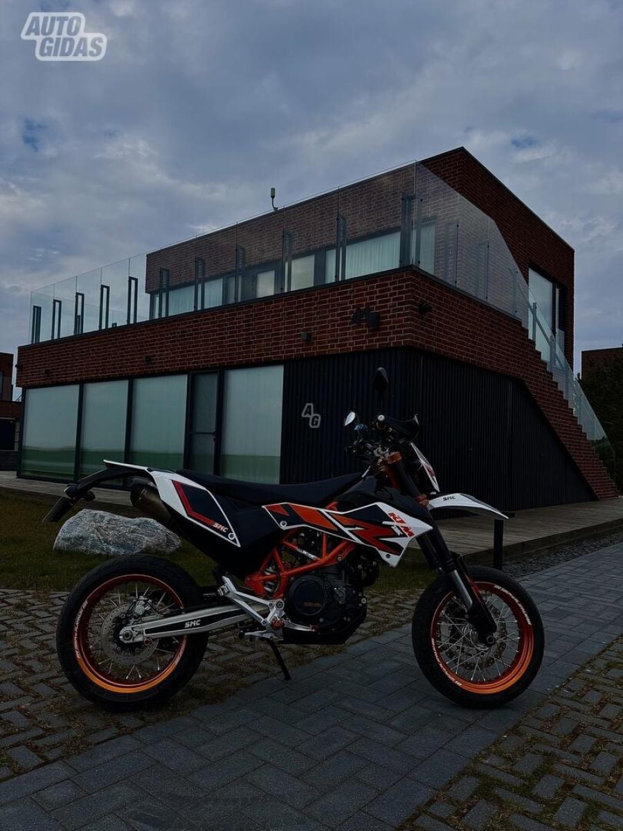 KTM SMC 2014 Klaipėda, ar dzinēja tilpumu 0.69 L un nobraukumu 15 tūkst. km par 5999 €, foto 8 vietnē AUTOMOTO.COM.LV