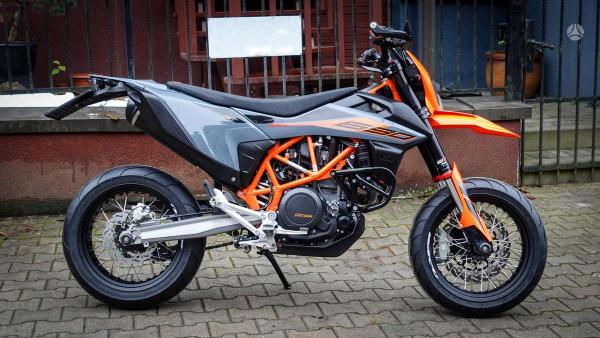 KTM SMC 2022 in Vilnius, with an engine capacity of 0.69 L and mileage of 6 thousand km for 8800 €, photo 2 on AUTOMOTO.COM.LV
