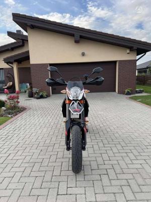 Orange KTM SMC 2014 in Klaipeda, with an engine capacity of 0.69 L and mileage of 19 thousand km for 5999 €, photo 9 on AUTOMOTO.COM.LV
