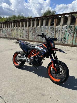 Oranžs KTM SMC 2020 Panevēža, ar dzinēja tilpumu 0.69 L un nobraukumu 18 tūkst. km par 6000 €, foto 3 vietnē AUTOMOTO.COM.LV
