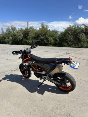 Oranžs KTM SMC 2020 Panevēža, ar dzinēja tilpumu 0.69 L un nobraukumu 18 tūkst. km par 6000 €, foto 6 vietnē AUTOMOTO.COM.LV