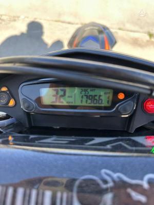 Oranžs KTM SMC 2020 Panevēža, ar dzinēja tilpumu 0.69 L un nobraukumu 18 tūkst. km par 6000 €, foto 17 vietnē AUTOMOTO.COM.LV