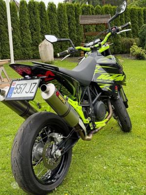 Violet KTM SMC 2009 in Anyksciai, with an engine capacity of 0.79 L and mileage of 34 thousand km for 4200 €, photo 4 on AUTOMOTO.COM.LV