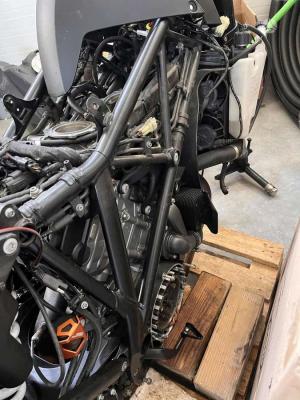 Melns KTM Super Adventure 2018 Tauragė, ar dzinēja tilpumu 1.30 L un nobraukumu 20 tūkst. km par 3700 €, foto 4 vietnē AUTOMOTO.COM.LV