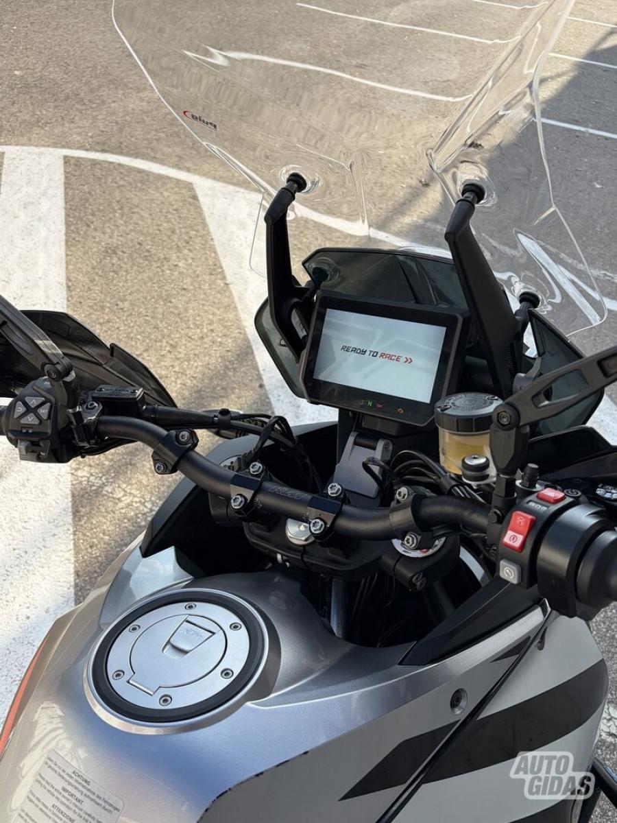 Melns KTM Super Adventure 2019 Viļņa, ar dzinēja tilpumu 1.30 L un nobraukumu 25 tūkst. km par 7800 €, foto 8 vietnē AUTOMOTO.COM.LV