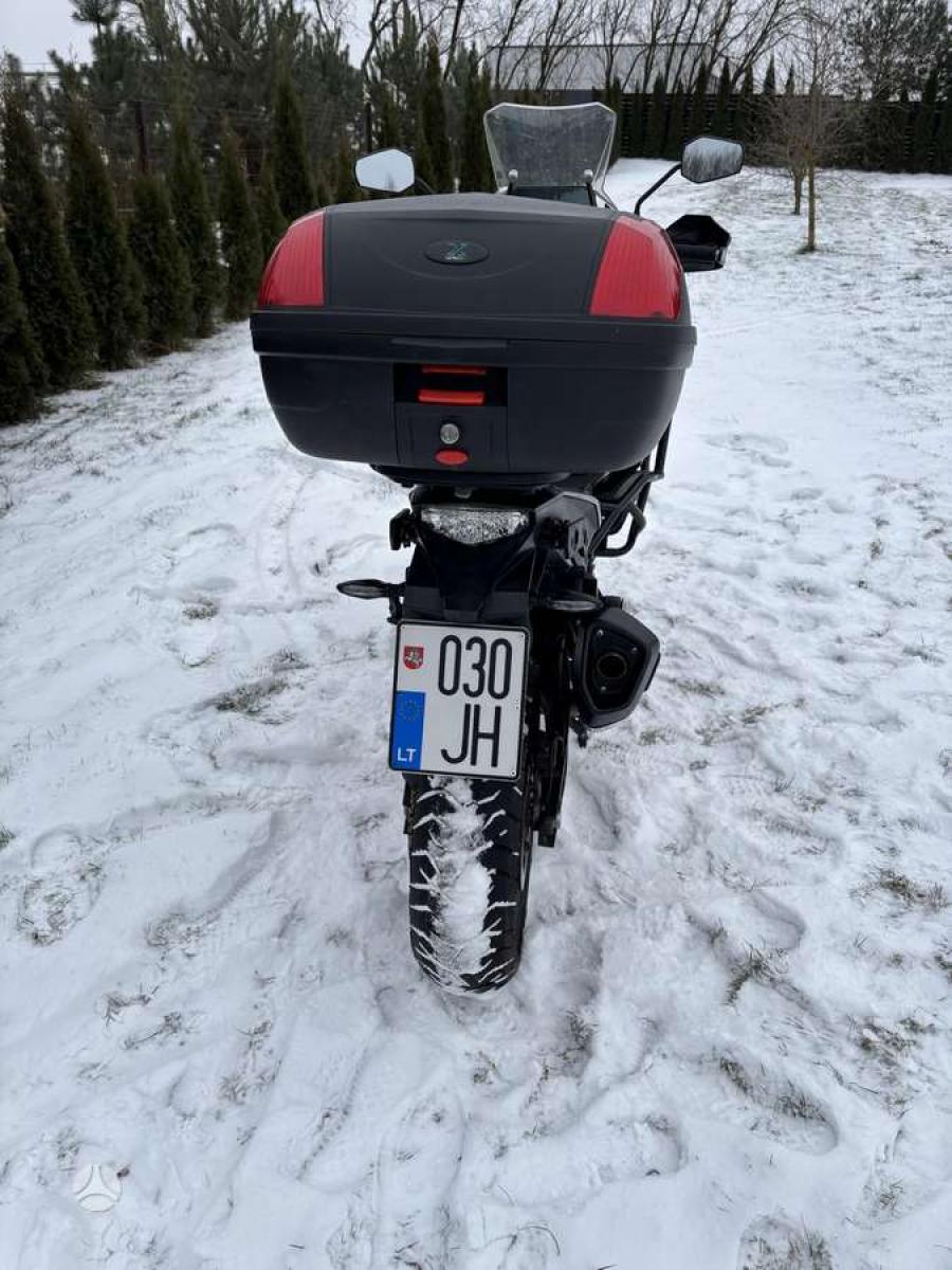 Black KTM Super Adventure 2020 in Elektrenai, with an engine capacity of 1.30 L and mileage of 105 thousand km for 7000 €, photo 25 on AUTOMOTO.COM.LV
