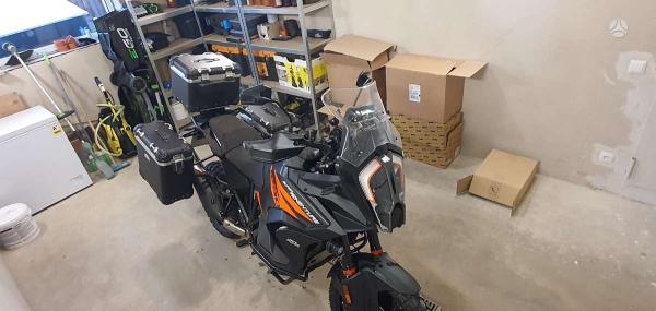 Melns KTM Super Adventure 2021 Viļņa, ar dzinēja tilpumu 1.30 L un nobraukumu 31 tūkst. km par 14500 €, foto 11 vietnē AUTOMOTO.COM.LV