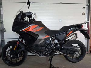 Black KTM Super Adventure 2021 in Kaunas, with an engine capacity of 1.30 L and mileage of 22 thousand km for 15500 €, photo 3 on AUTOMOTO.COM.LV