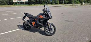 Black KTM Super Adventure 2021 in Vilnius, with an engine capacity of 1.29 L and mileage of 40 thousand km for 12000 €, photo 7 on AUTOMOTO.COM.LV