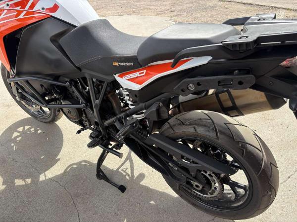 KTM Super Adventure 2017 in Taurage, with an engine capacity of 1.29 L and mileage of 99 thousand km for 6800 €, photo 4 on AUTOMOTO.COM.LV