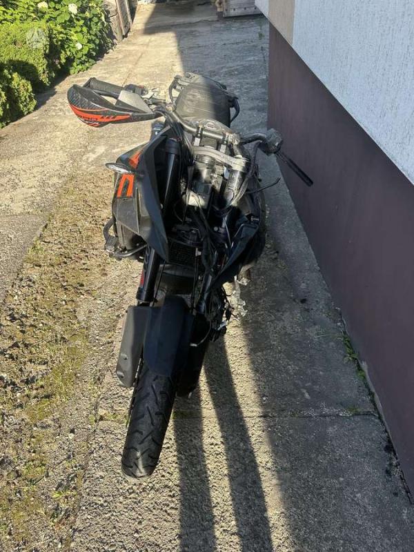 KTM Super Adventure 2018 in Taurage, with an engine capacity of 1.30 L and mileage of 33 thousand km for 4500 €, photo 5 on AUTOMOTO.COM.LV