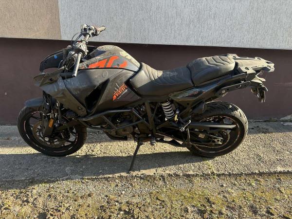 KTM Super Adventure 2018 in Taurage, with an engine capacity of 1.30 L and mileage of 33 thousand km for 4500 €, photo 9 on AUTOMOTO.COM.LV