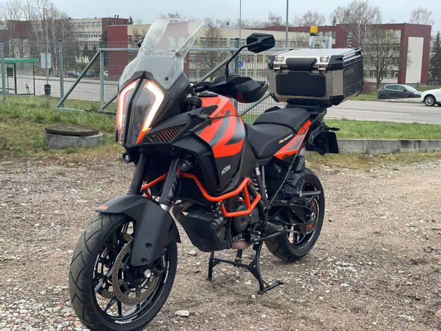 KTM Super Adventure 2019 in Alytus, with an engine capacity of 1.30 L and mileage of 91 thousand km for 6600 €, photo 2 on AUTOMOTO.COM.LV
