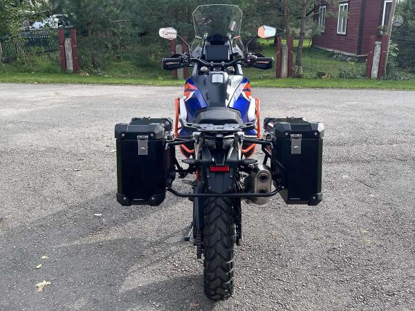 KTM Super Adventure 2021 in Siauliai on AUTOMOTO.COM.LV KTM Super Adventure 2021 in Siauliai, with an engine capacity of 1.30 L and mileage of 40 thousand km for 11990 €, photo 11 on AUTOMOTO.COM.LV