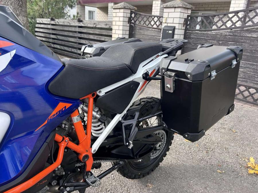 KTM Super Adventure 2021 in Siauliai, with an engine capacity of 1.30 L and mileage of 40 thousand km for 11990 €, photo 21 on AUTOMOTO.COM.LV