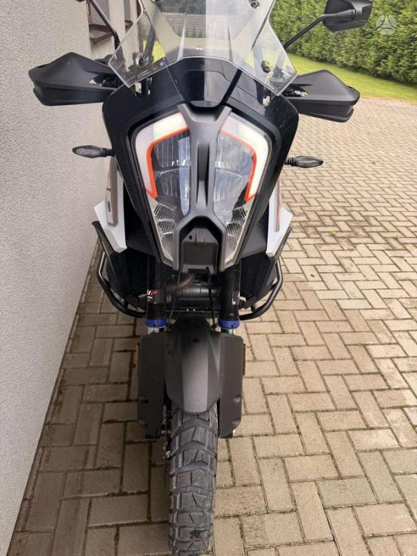 KTM Super Adventure 2023 in Vilnius, with an engine capacity of 1.30 L and mileage of 11 thousand km for 14900 €, photo 3 on AUTOMOTO.COM.LV
