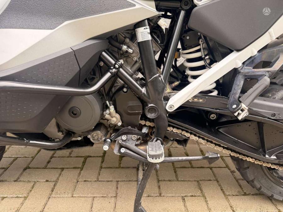 KTM Super Adventure 2023 in Vilnius, with an engine capacity of 1.30 L and mileage of 11 thousand km for 14900 €, photo 6 on AUTOMOTO.COM.LV
