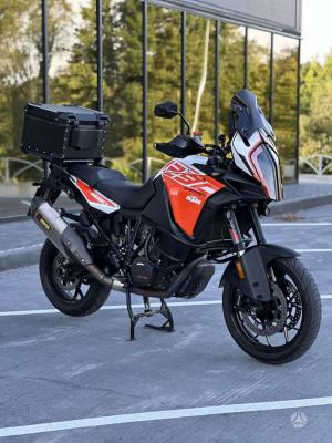 Orange KTM Super Adventure 2017 in Klaipeda, with an engine capacity of 1.30 L and mileage of 50 thousand km for 8599 €, photo  on AUTOMOTO.COM.LV