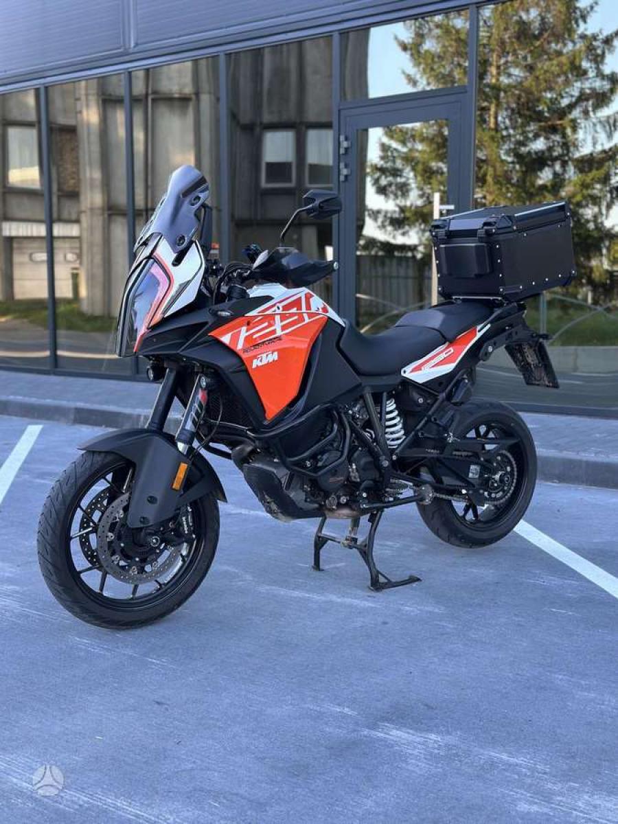 Orange KTM Super Adventure 2017 in Klaipeda, with an engine capacity of 1.30 L and mileage of 50 thousand km for 8599 €, photo 4 on AUTOMOTO.COM.LV