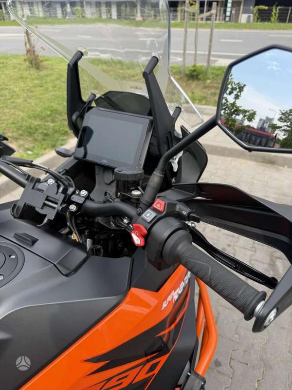 Orange KTM Super Adventure 2021 in Vilnius, with an engine capacity of 1.30 L and mileage of 7 thousand km for 12000 €, photo 10 on AUTOMOTO.COM.LV
