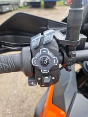 Oranžs KTM Super Adventure 2024 Viļņa, ar dzinēja tilpumu 1.30 L un nobraukumu 2 tūkst. km par 14900 €, foto 15 vietnē AUTOMOTO.COM.LV