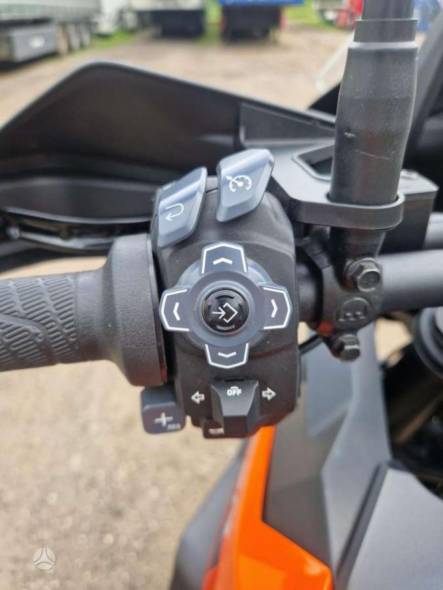 Oranžs KTM Super Adventure 2024 Viļņa, ar dzinēja tilpumu 1.30 L un nobraukumu 2 tūkst. km par 14900 €, foto 15 vietnē AUTOMOTO.COM.LV
