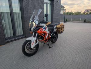 Oranžs KTM Super Adventure 2024 Klaipėda, ar dzinēja tilpumu 1.30 L un nobraukumu 11 tūkst. km par 14900 €, foto  vietnē AUTOMOTO.COM.LV