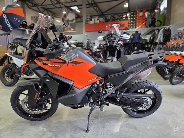 Orange KTM Super Adventure 2026 in Vilnius, with an engine capacity of 1.35 L and mileage of 0 thousand km for 20570 €, photo 3 on AUTOMOTO.COM.LV