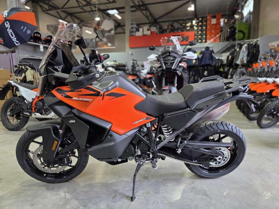 Orange KTM Super Adventure 2026 in Vilnius, with an engine capacity of 1.35 L and mileage of 0 thousand km for 20570 €, photo 3 on AUTOMOTO.COM.LV