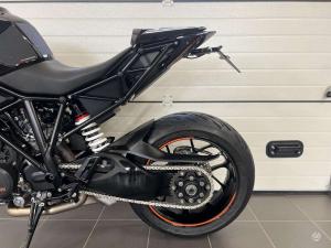 Melns KTM Super Duke 2018 Vilkaviškis, ar dzinēja tilpumu 1.30 L un nobraukumu 8 tūkst. km par 9000 €, foto 18 vietnē AUTOMOTO.COM.LV