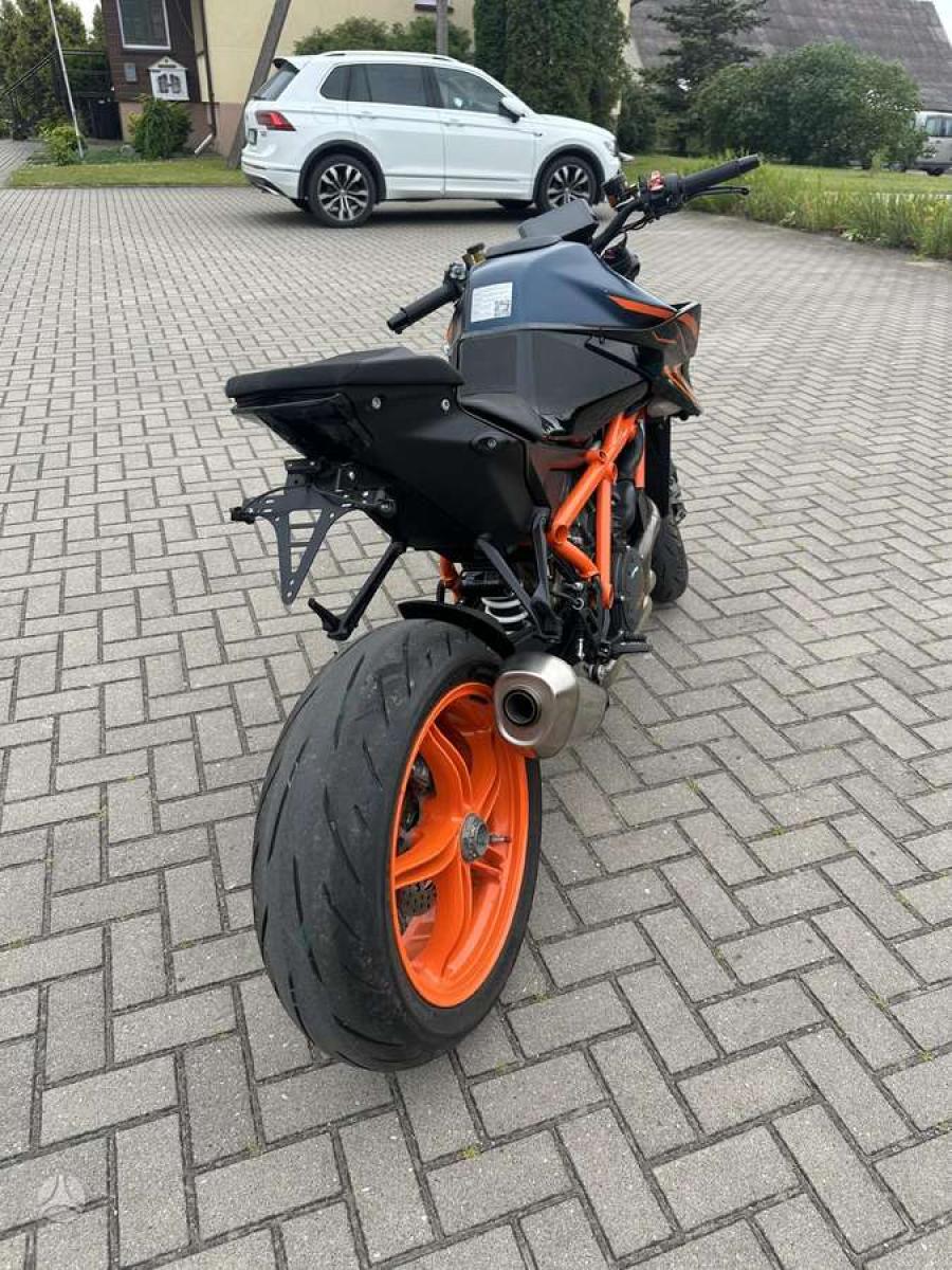 Blue KTM Super Duke 2023 in Radviliskis, with an engine capacity of 1.29 L and mileage of 1 thousand km for 11500 €, photo 5 on AUTOMOTO.COM.LV
