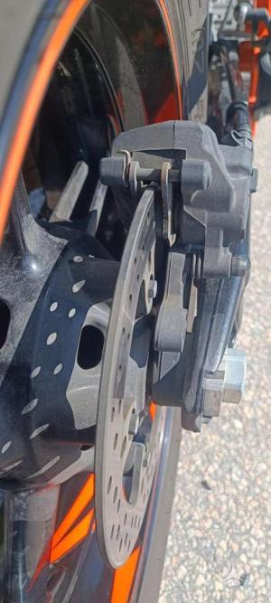 KTM Super Duke 2013 in Vilkaviskis, with an engine capacity of 1.00 L and mileage of 13 thousand km for 4200 €, photo 12 on AUTOMOTO.COM.LV