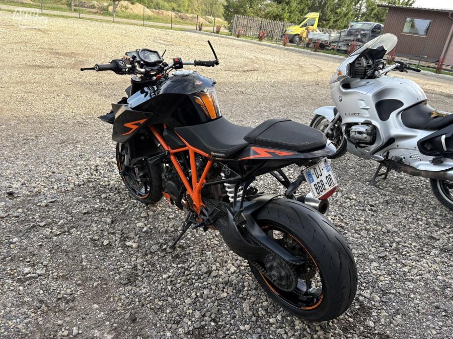 KTM Super Duke 2014 Kelmė, ar dzinēja tilpumu 1.29 L un nobraukumu 0 tūkst. km par 2430 €, foto 5 vietnē AUTOMOTO.COM.LV