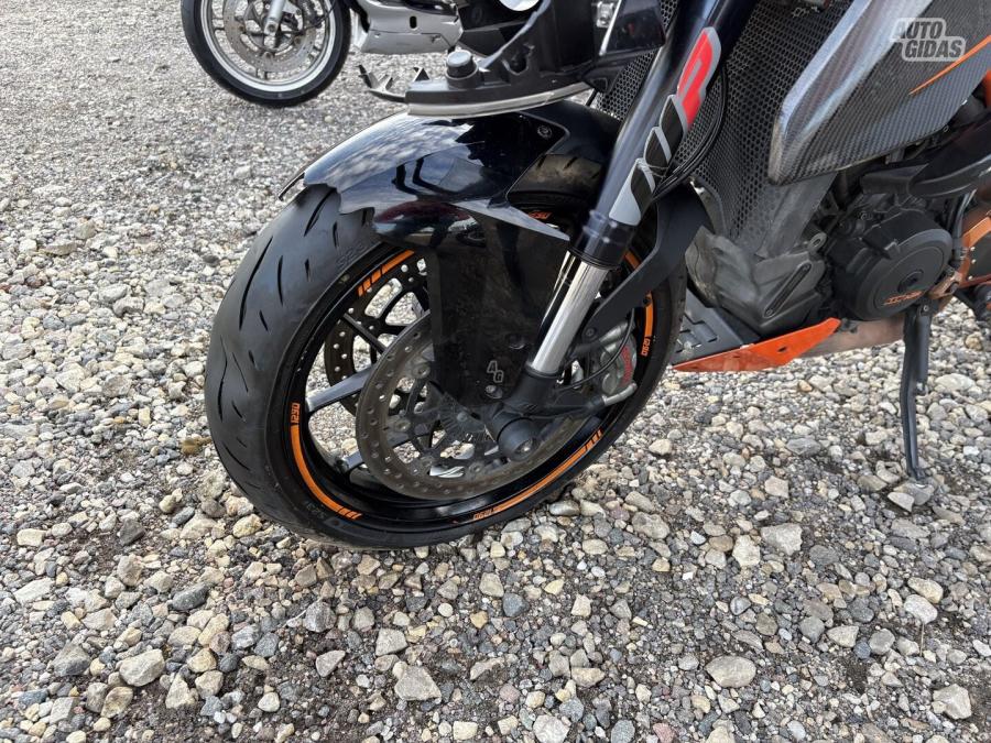 KTM Super Duke 2014 Kelmė, ar dzinēja tilpumu 1.29 L un nobraukumu 0 tūkst. km par 2430 €, foto 9 vietnē AUTOMOTO.COM.LV