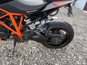 KTM Super Duke 2014 Kelmė, ar dzinēja tilpumu 1.29 L un nobraukumu 0 tūkst. km par 2430 €, foto 11 vietnē AUTOMOTO.COM.LV