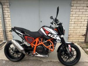 KTM Super Duke 2014 in Birstonas, with an engine capacity of 0.69 L and mileage of 39 thousand km for 3499 €, photo 4 on AUTOMOTO.COM.LV