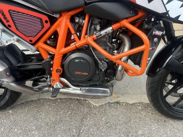 KTM Super Duke 2014 Birštonas, ar dzinēja tilpumu 0.69 L un nobraukumu 39 tūkst. km par 3499 €, foto 7 vietnē AUTOMOTO.COM.LV