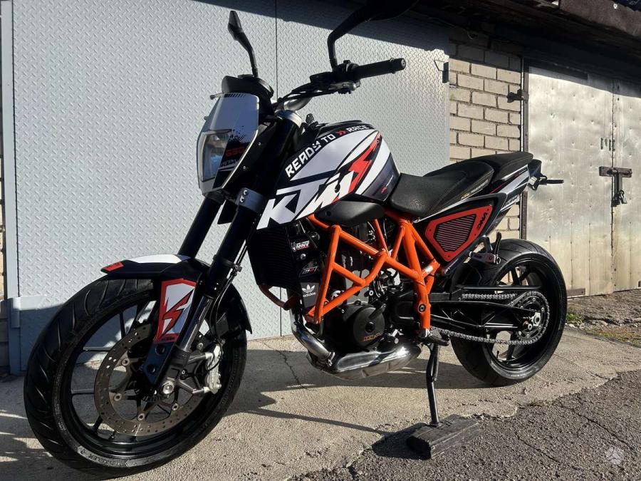 KTM Super Duke 2014 in Birstonas, with an engine capacity of 0.69 L and mileage of 39 thousand km for 3499 €, photo 14 on AUTOMOTO.COM.LV